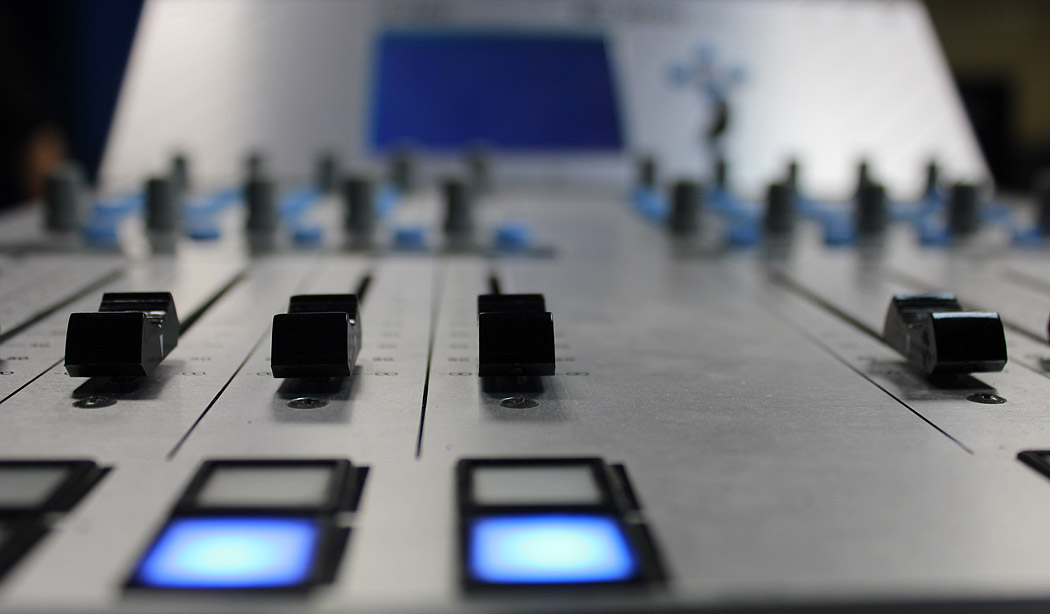 TSF. Radio Portugal | Music for news | Lorenzo Cortés